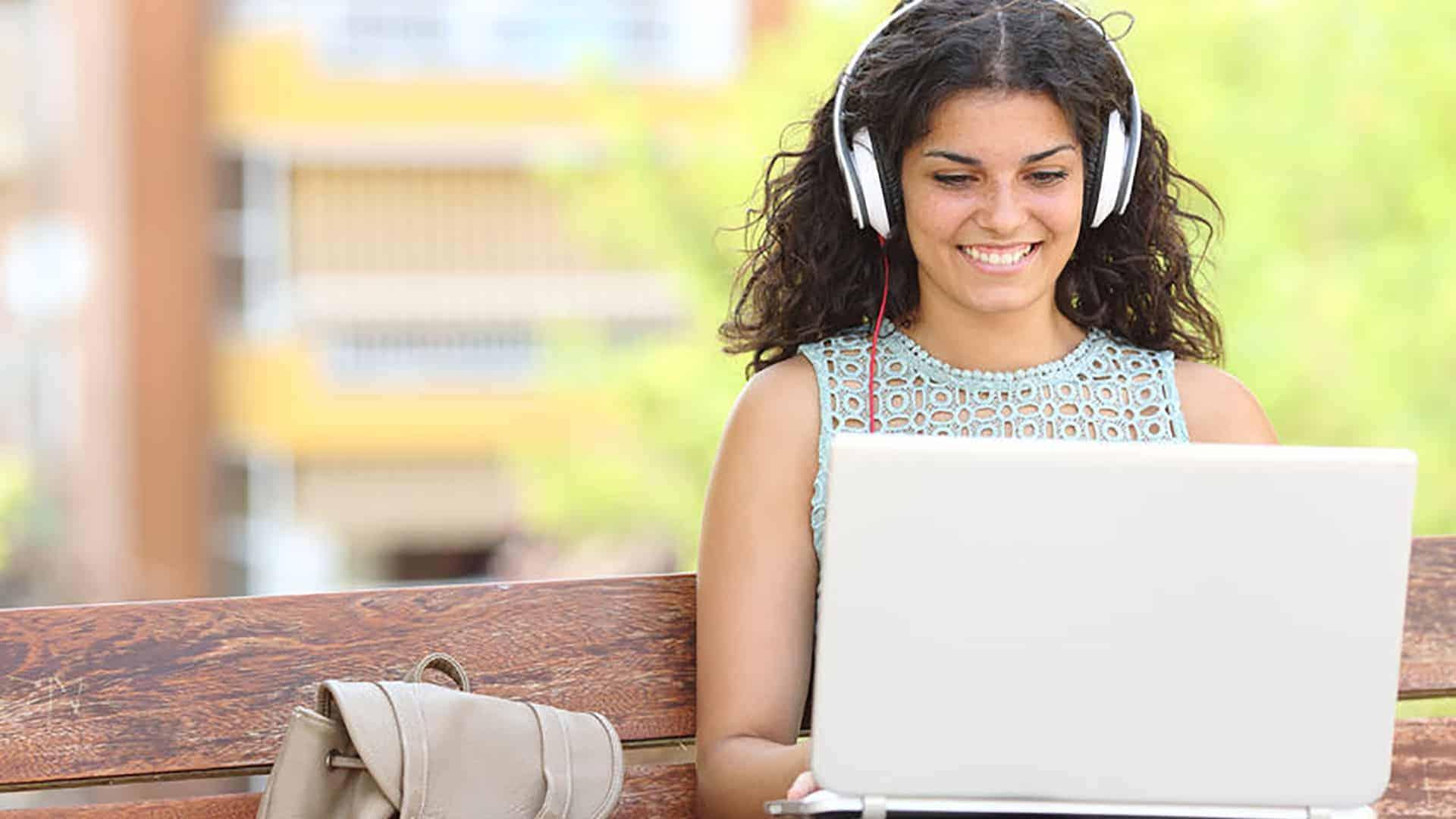 Developing the I Narrator | Memoir Writing Coach | Shari Caudron